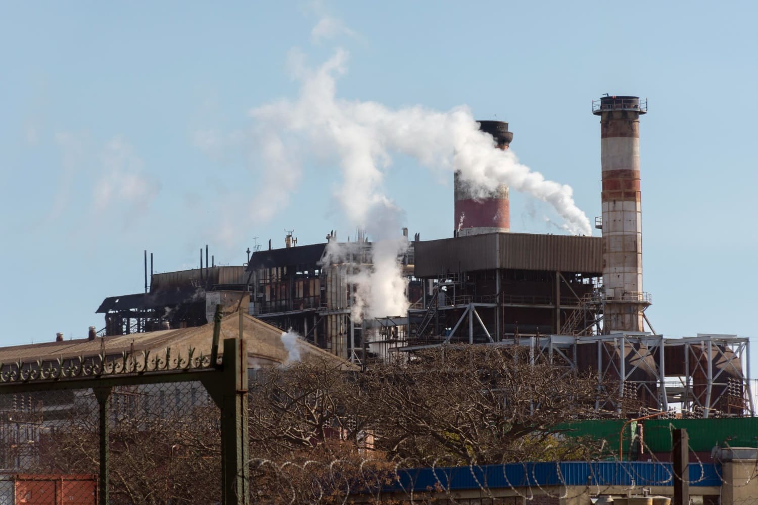 Exigencias de la Nueva Ley de Industrias de Emisiones Cero | ESingeniería